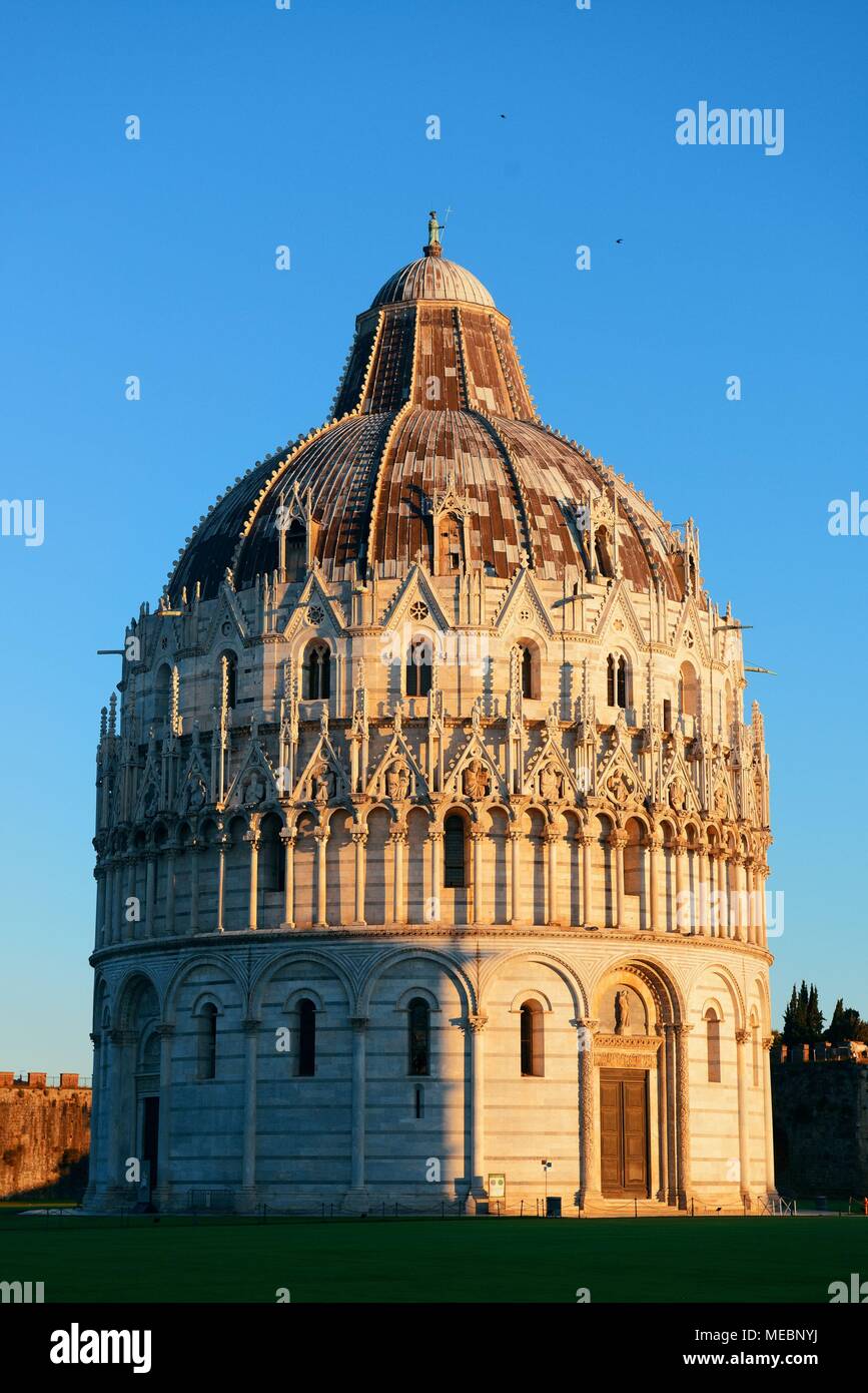 Pisa Piazza dei Miracoli with church dome in Italy Stock Photo - Alamy