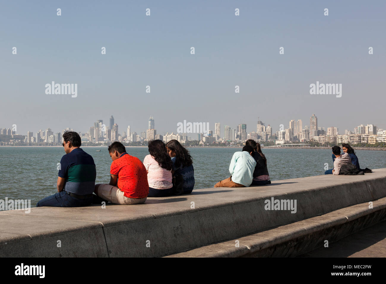 Marine Drive promenade, Mumbai, India Stock Photo - Alamy