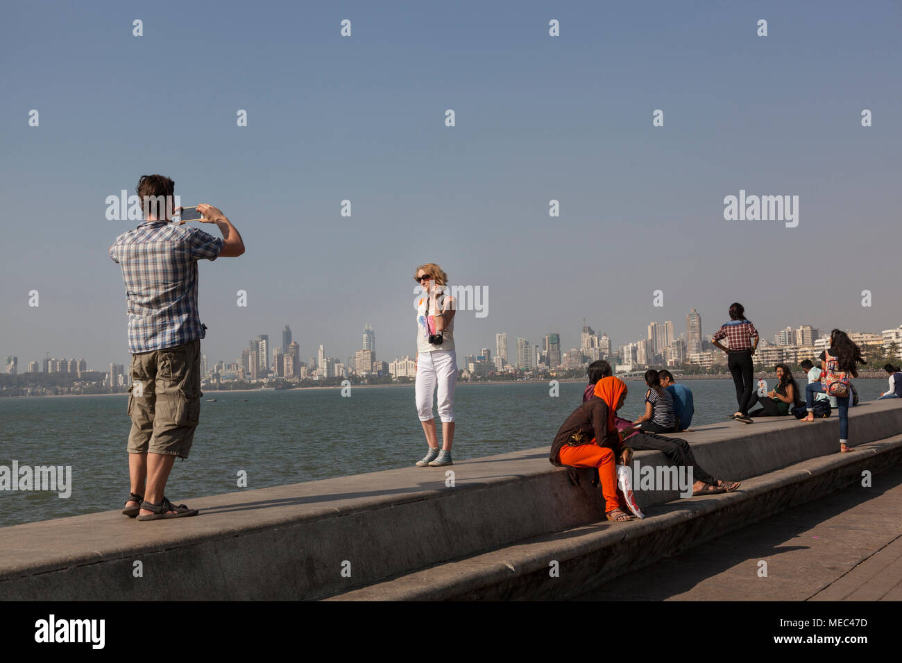 Marine drive mumbai hi-res stock photography and images - Alamy