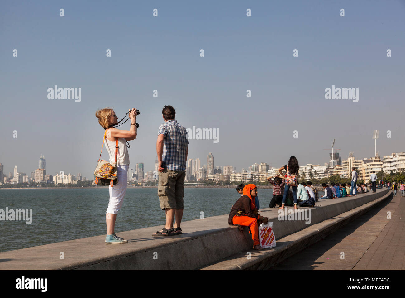 Marine Drive promenade, Mumbai, India Stock Photo - Alamy
