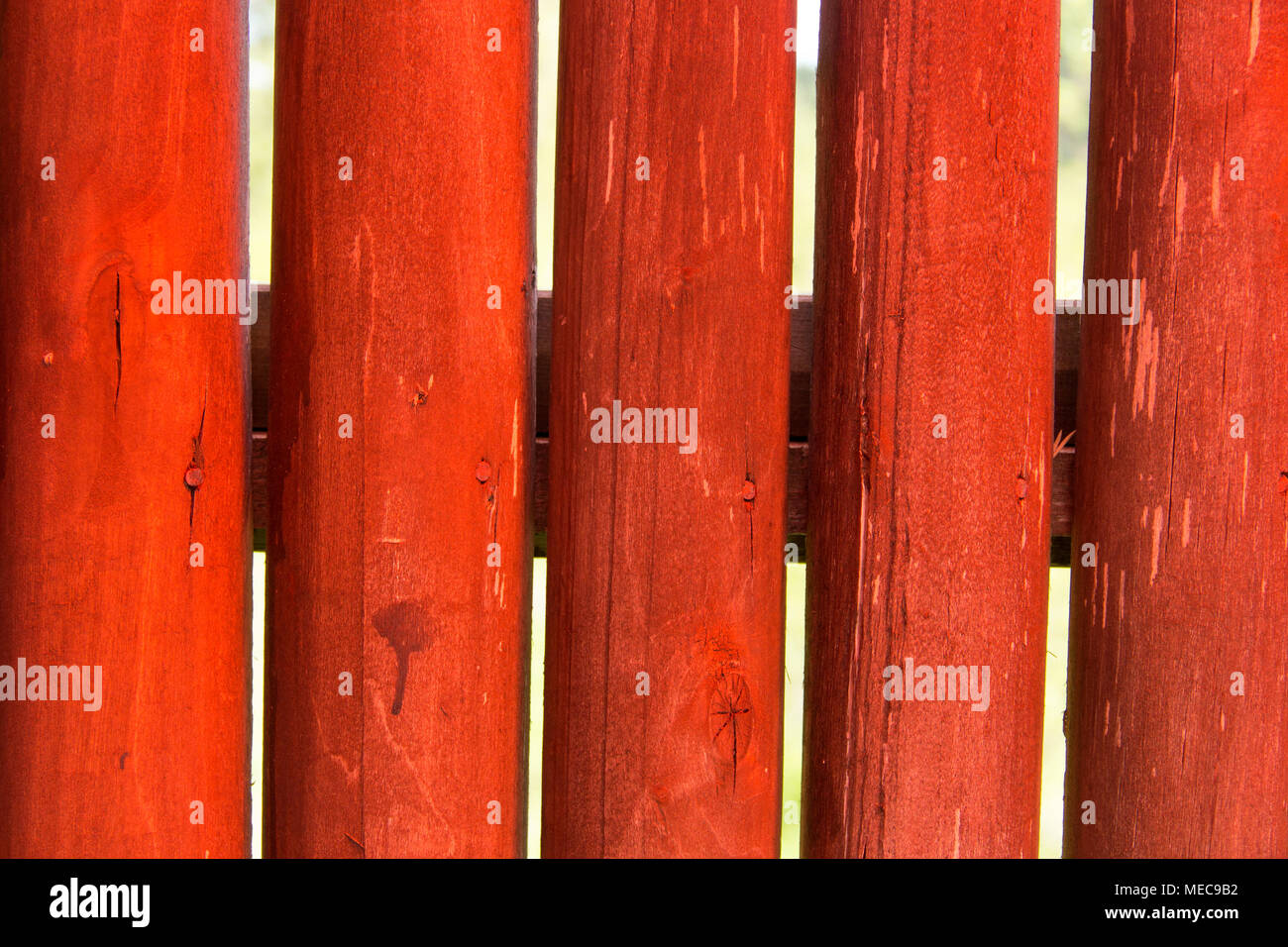 Logs of red pine hi-res stock photography and images - Alamy