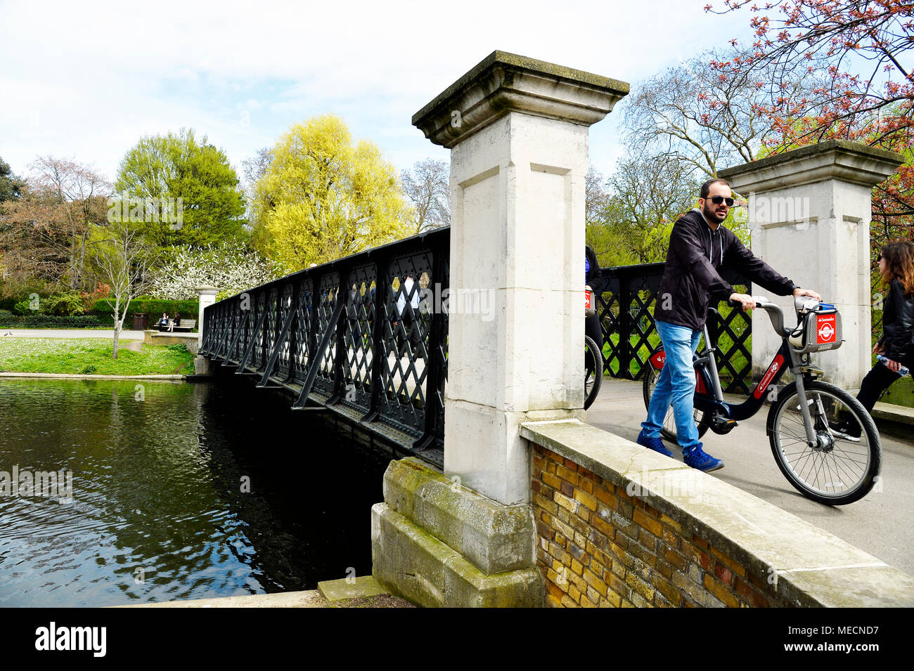 The Regent's Park in Spring - London - England Stock Photo - Alamy