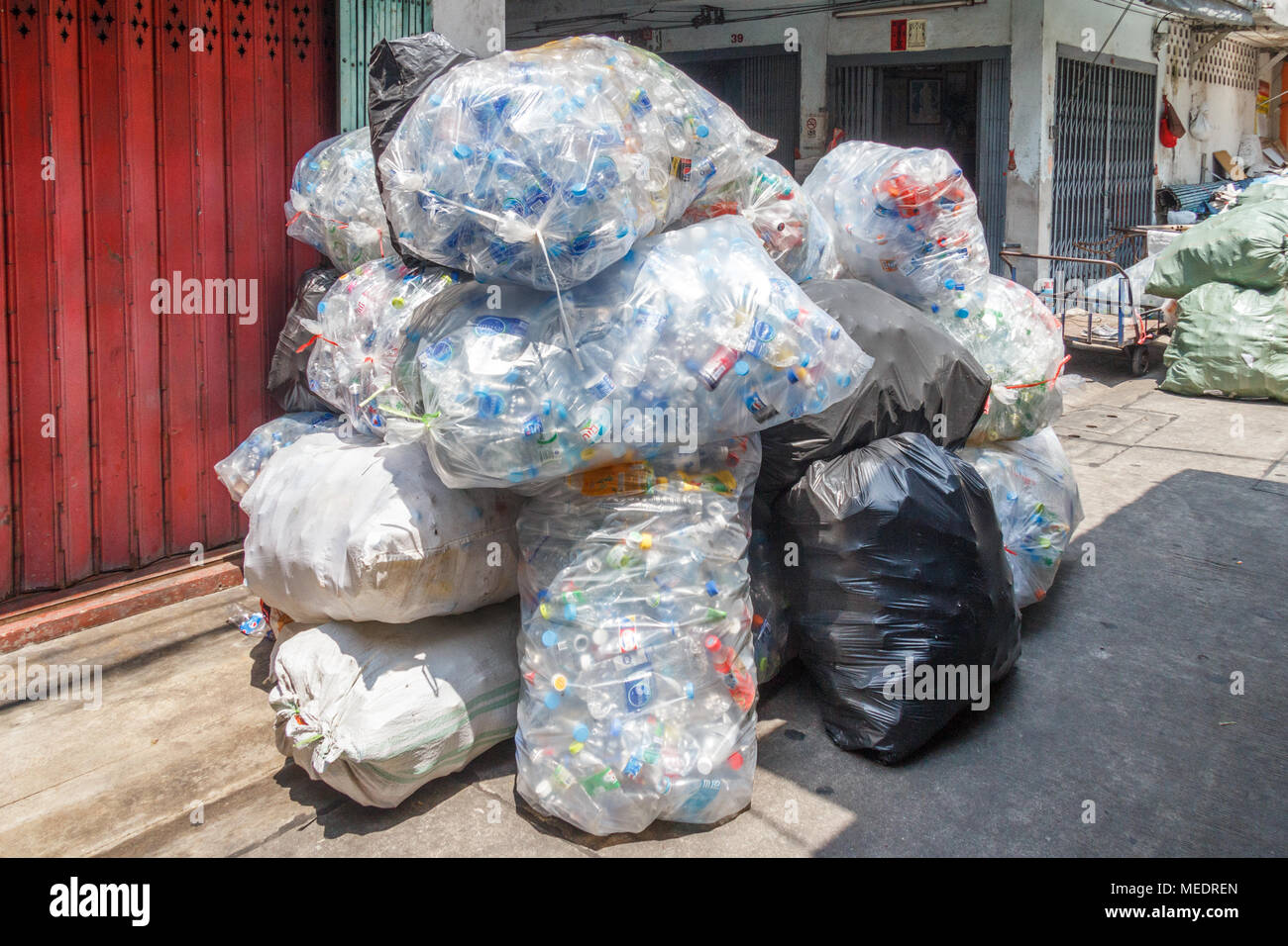 Plastic environment hi-res stock photography and images - Alamy