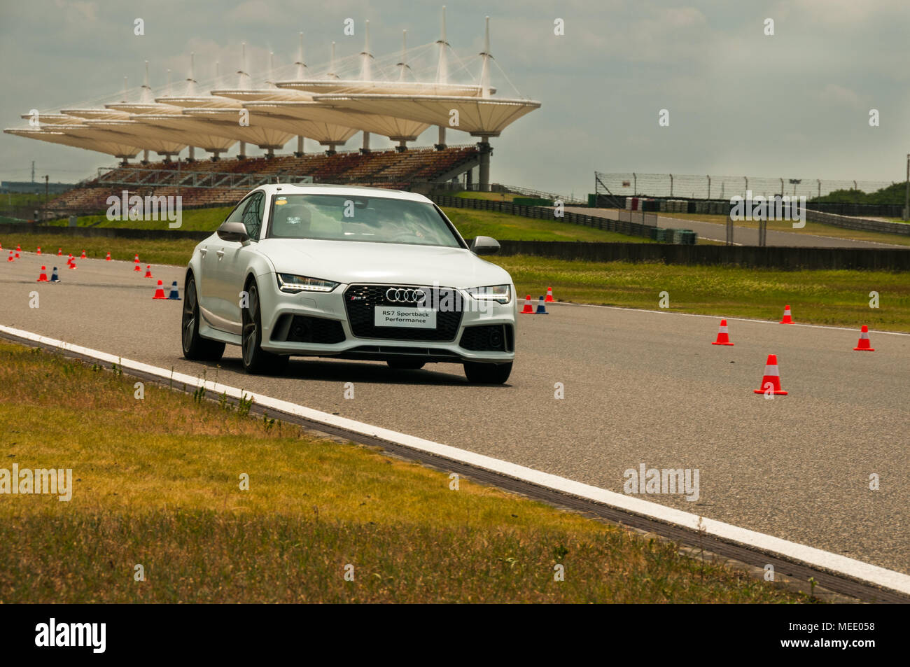 An RS7 Performance being used for drag race training at an Audi Driving ...