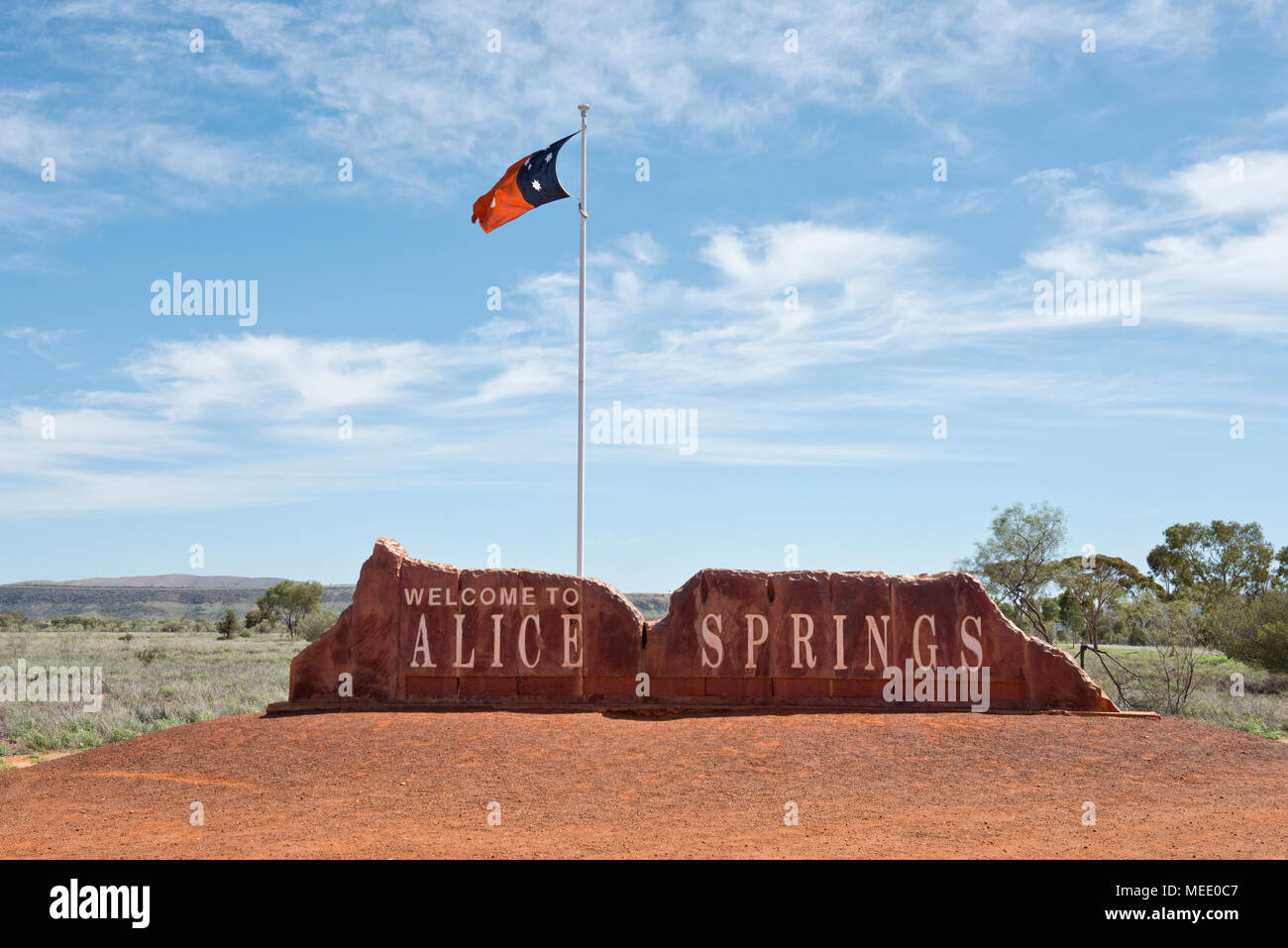 Welcome sign on entrance to Alice Springs. Northern Territory ...