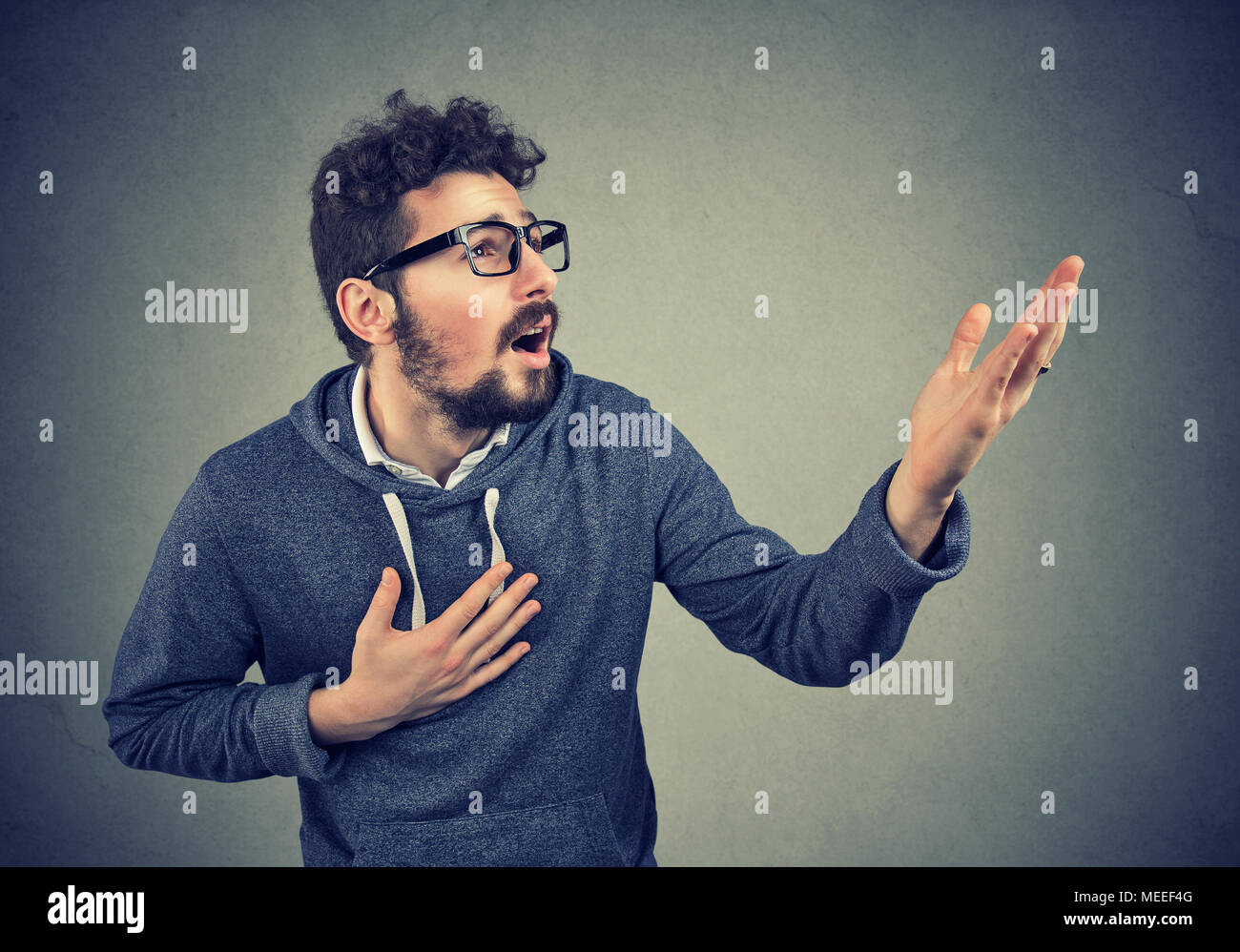 Portrait screaming man in glasses hi-res stock photography and images ...