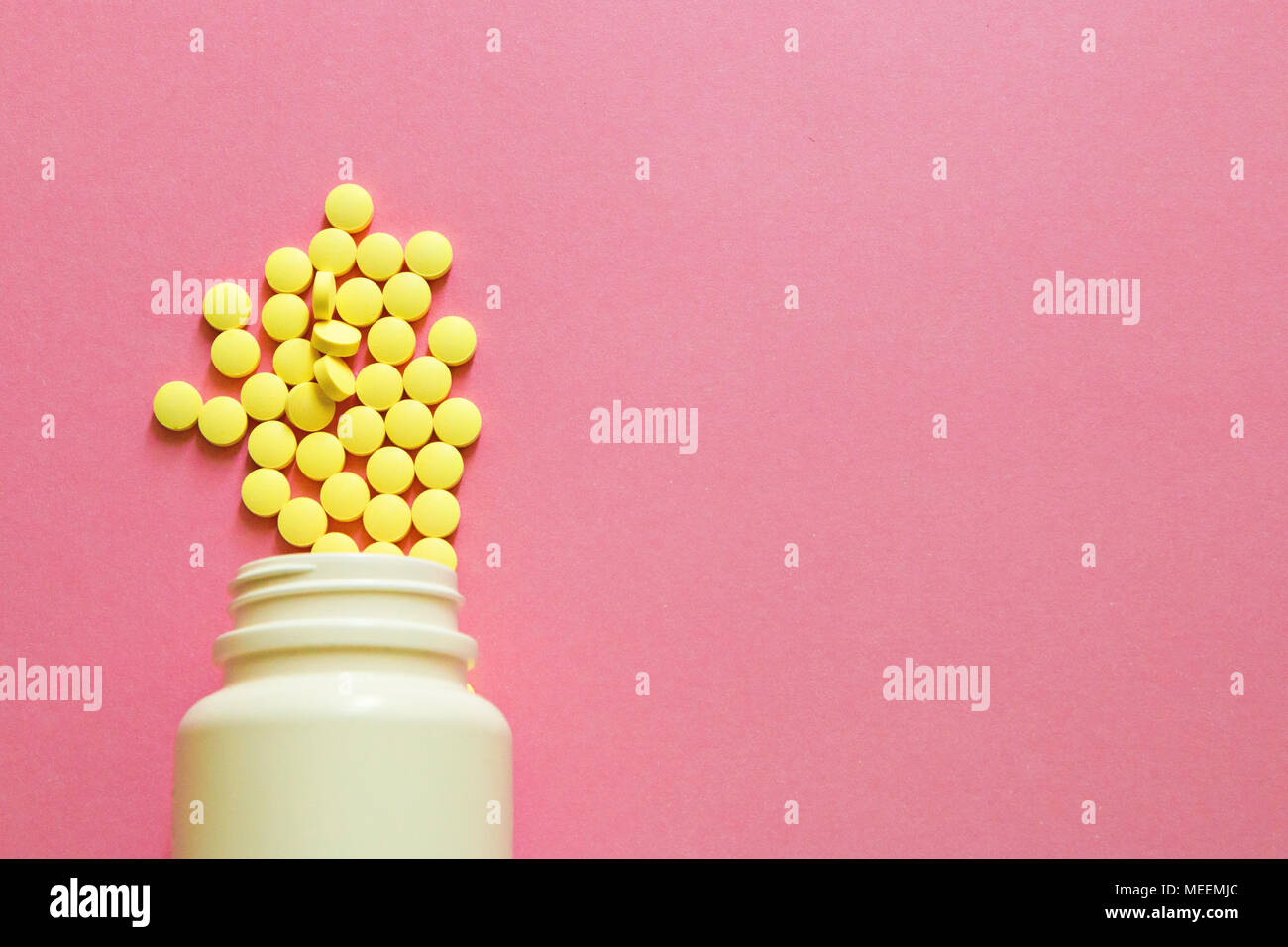 Prescription bottle envelope hi-res stock photography and images - Alamy