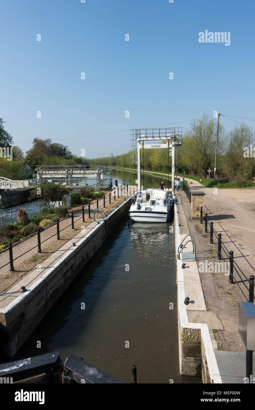 Guillotine lock hi-res stock photography and images - Alamy