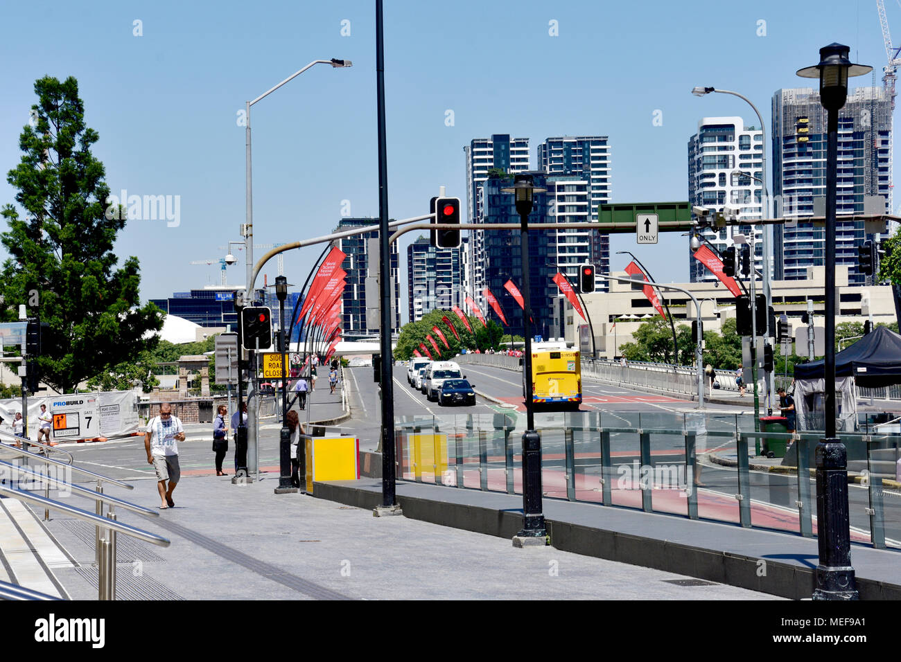 Bustling high rise buildings hi-res stock photography and images - Alamy