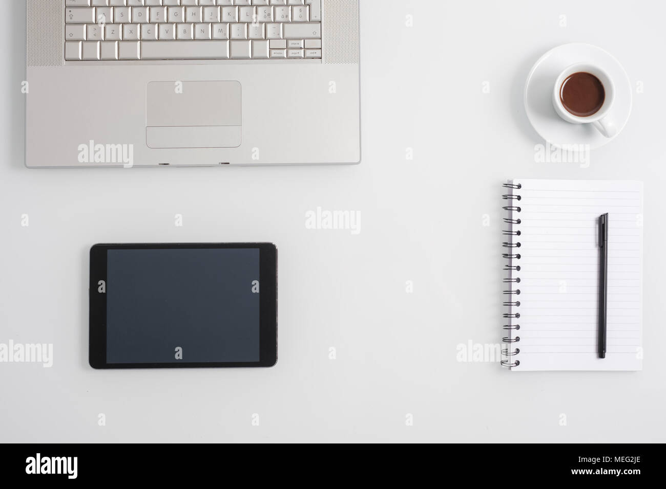 Small office table hi-res stock photography and images - Alamy