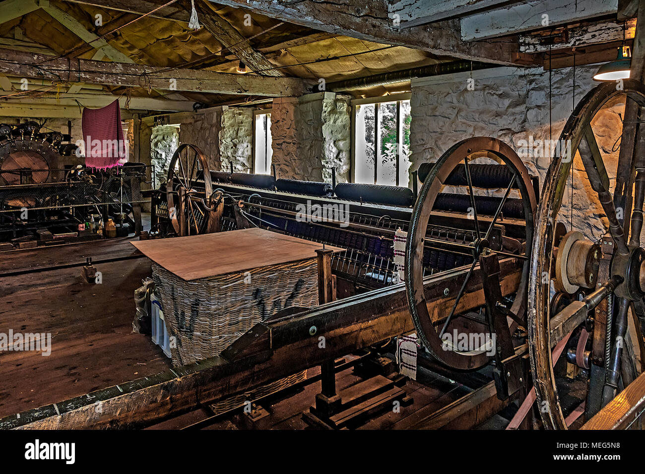 Old loom hi-res stock photography and images - Alamy