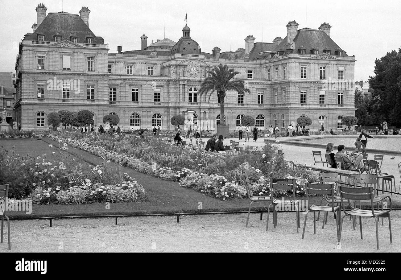 Palais de luxembourg (senate) hi-res stock photography and images - Alamy