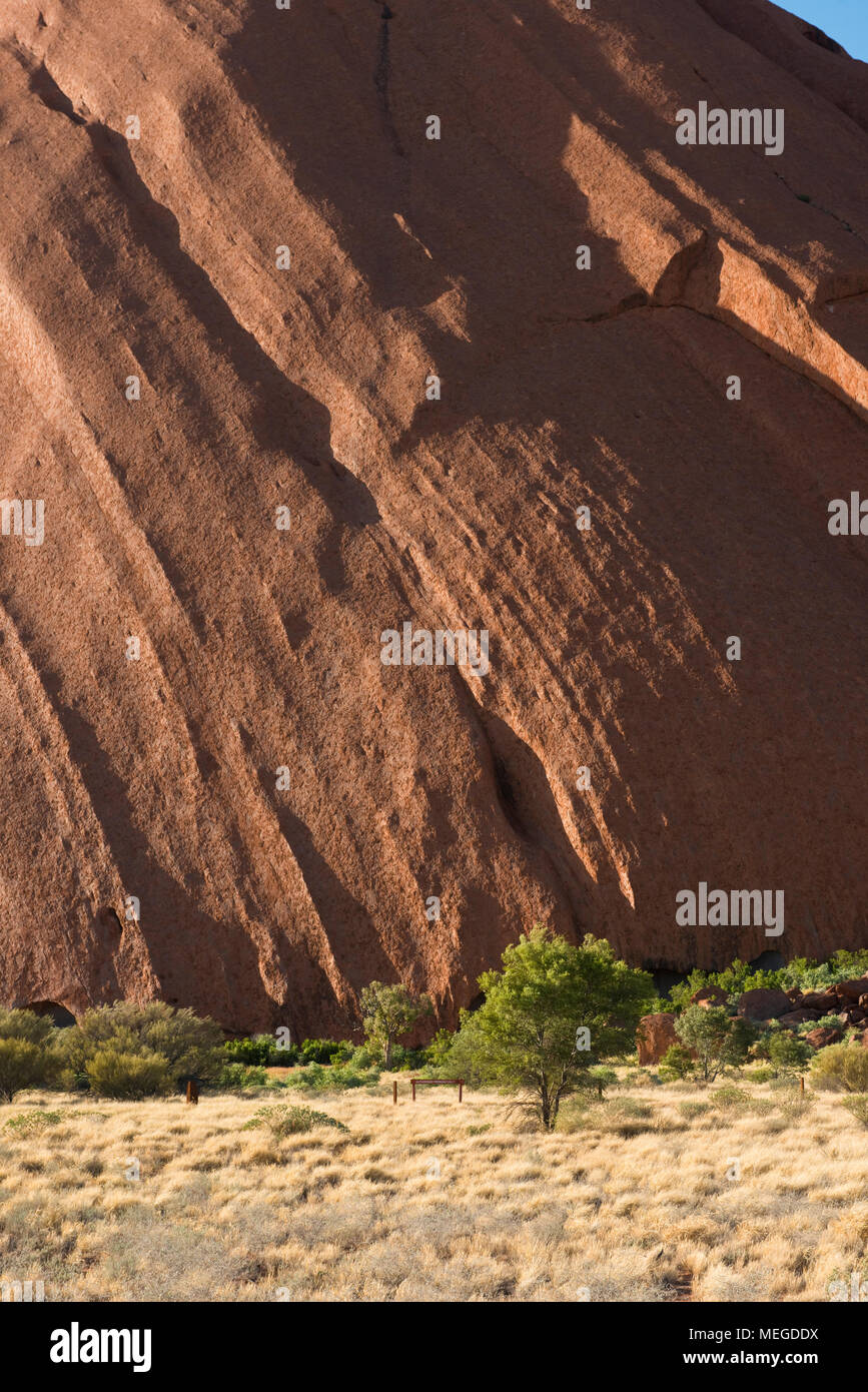 Sedimentary rock layers australia hi-res stock photography and images ...