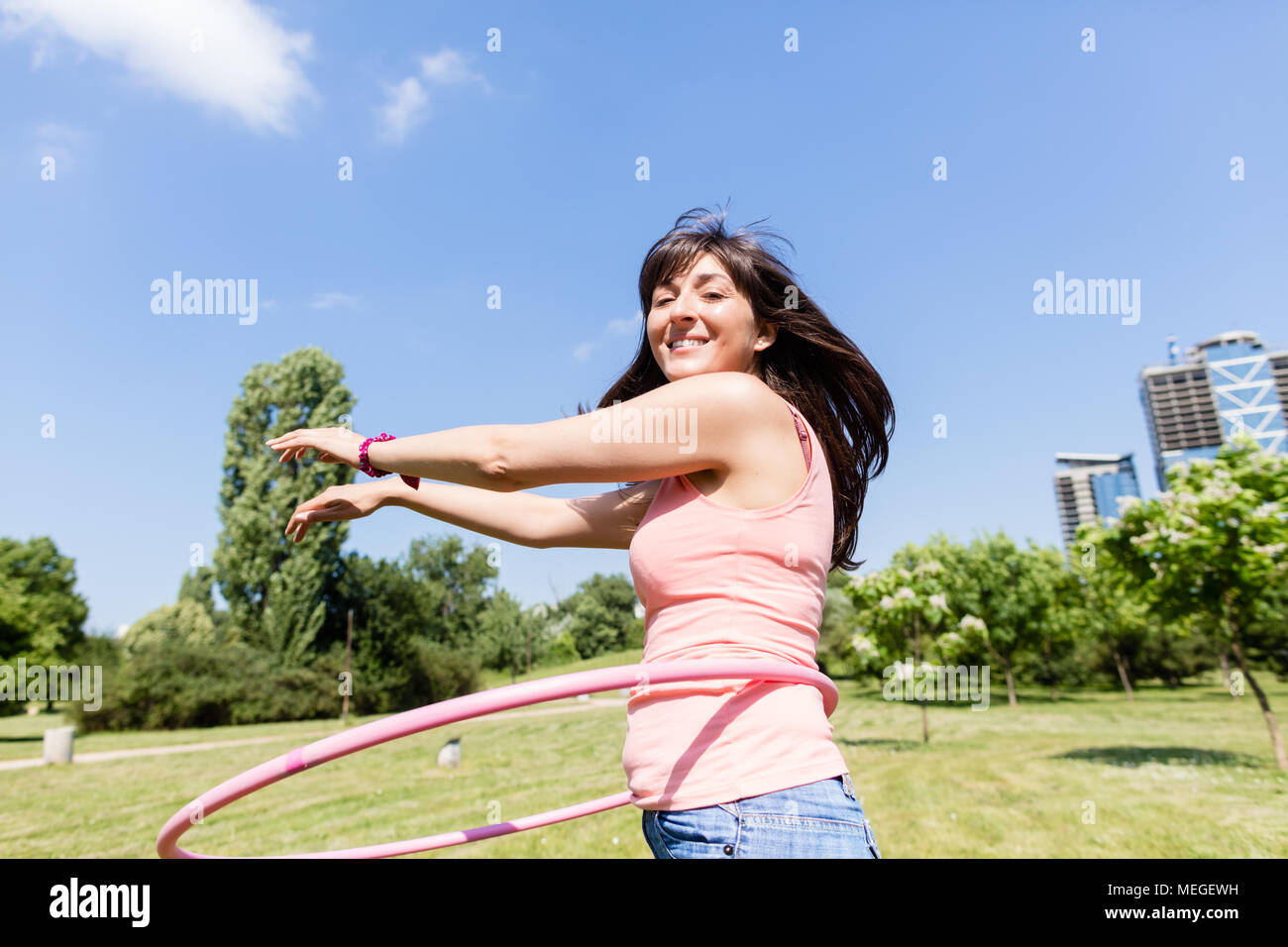 Hula hoop woman hi-res stock photography and images - Alamy