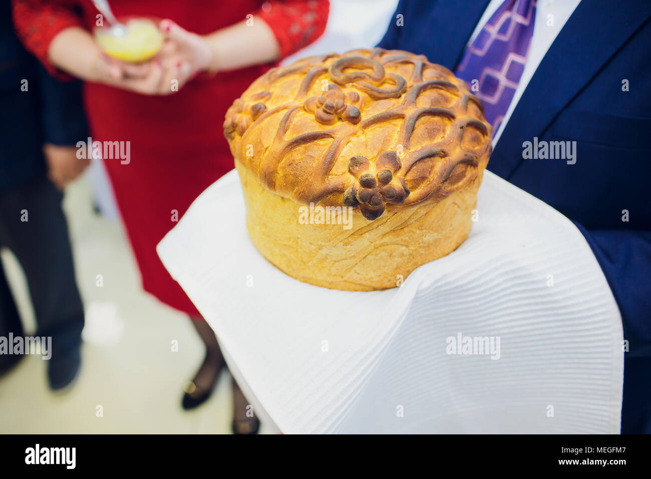 Weding korovai - bread, most often used at weddings, where it has great ...