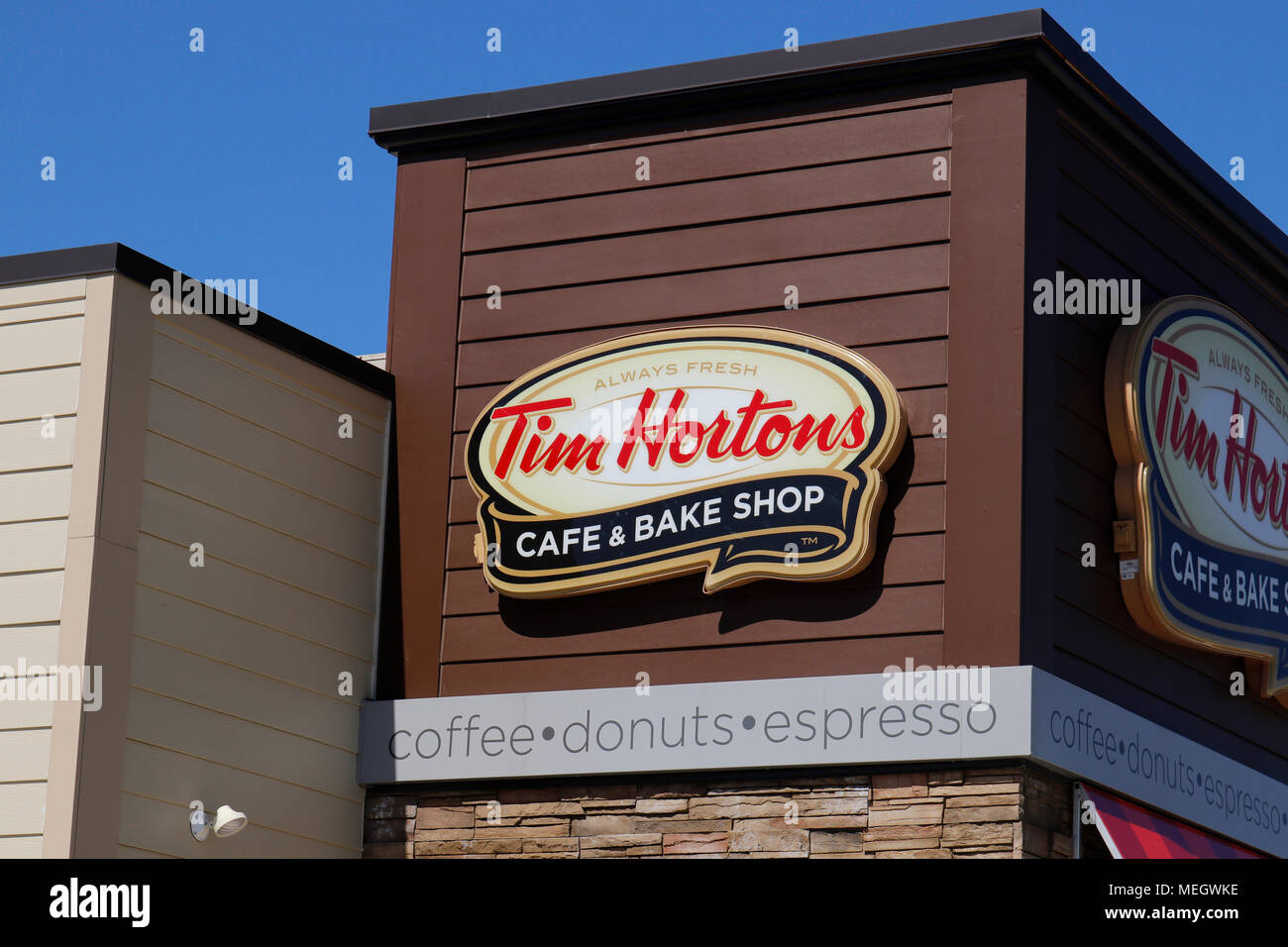 Tim hortons doughnuts hi-res stock photography and images - Alamy