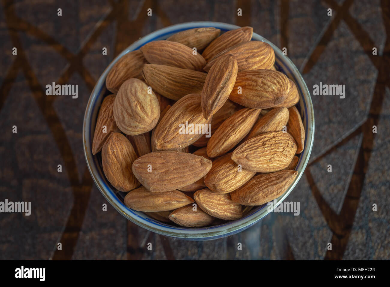 Almonds california hi-res stock photography and images - Alamy