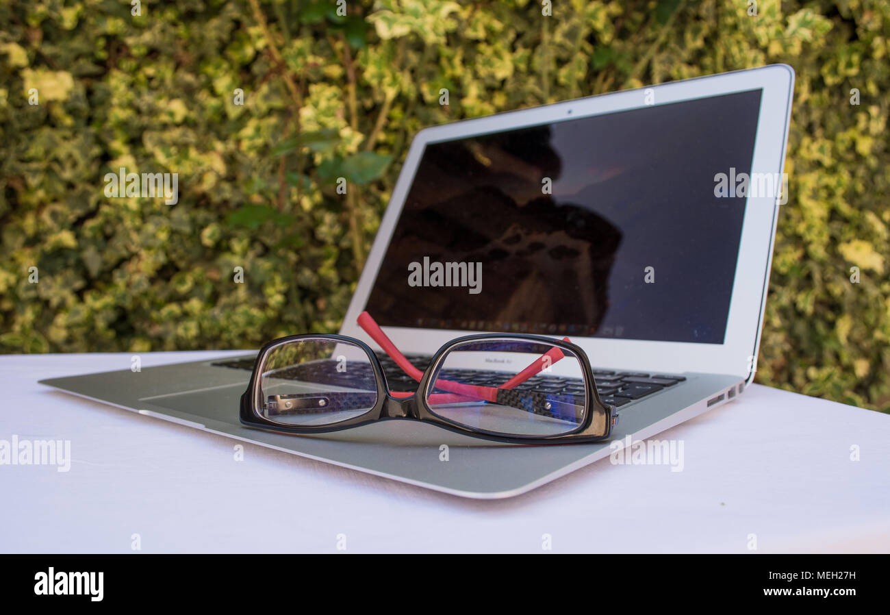 Anti computer games hi-res stock photography and images - Alamy