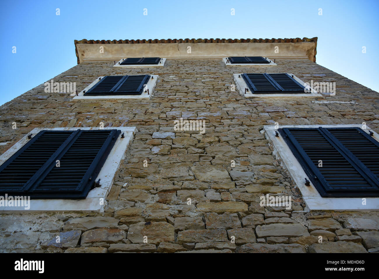 Croatian seaside summer scenes.Traditional stone house in Istria Stock ...