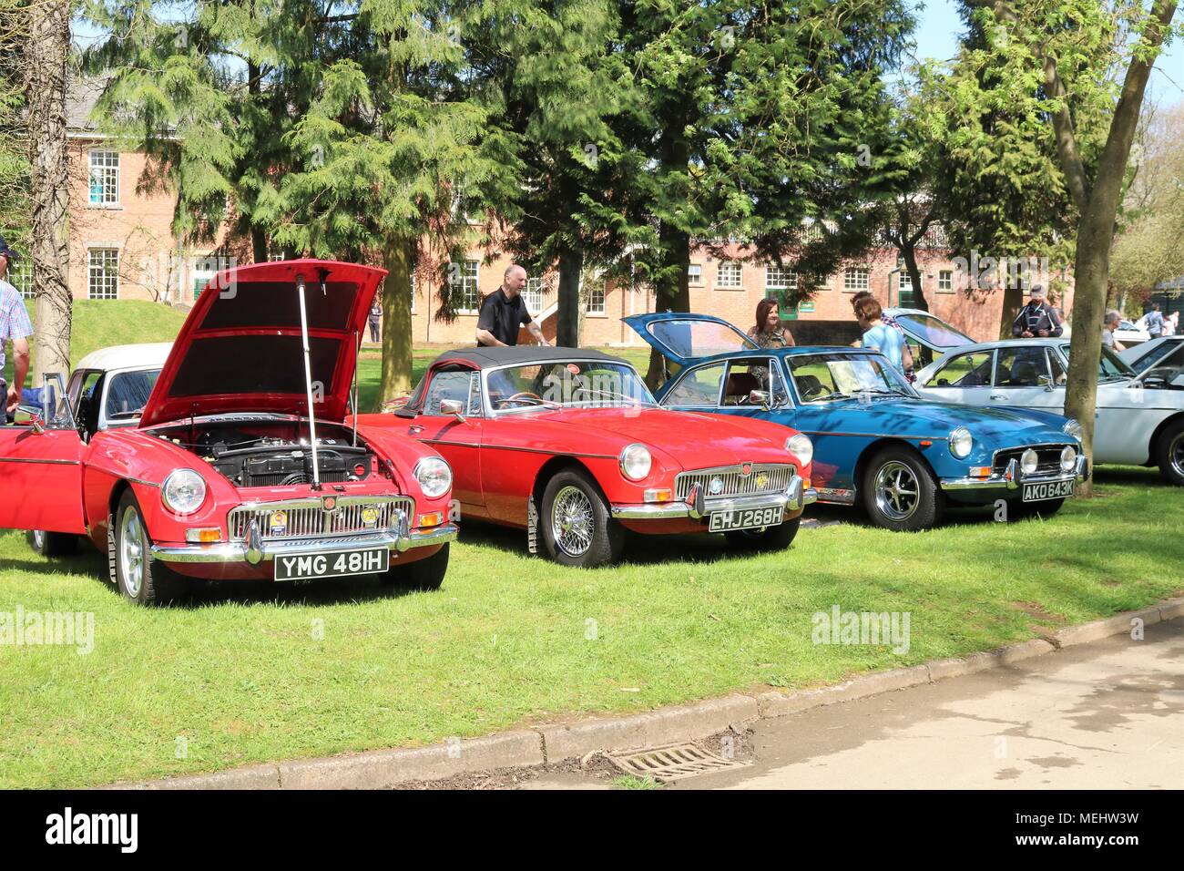 1970 cars hi-res stock photography and images - Alamy