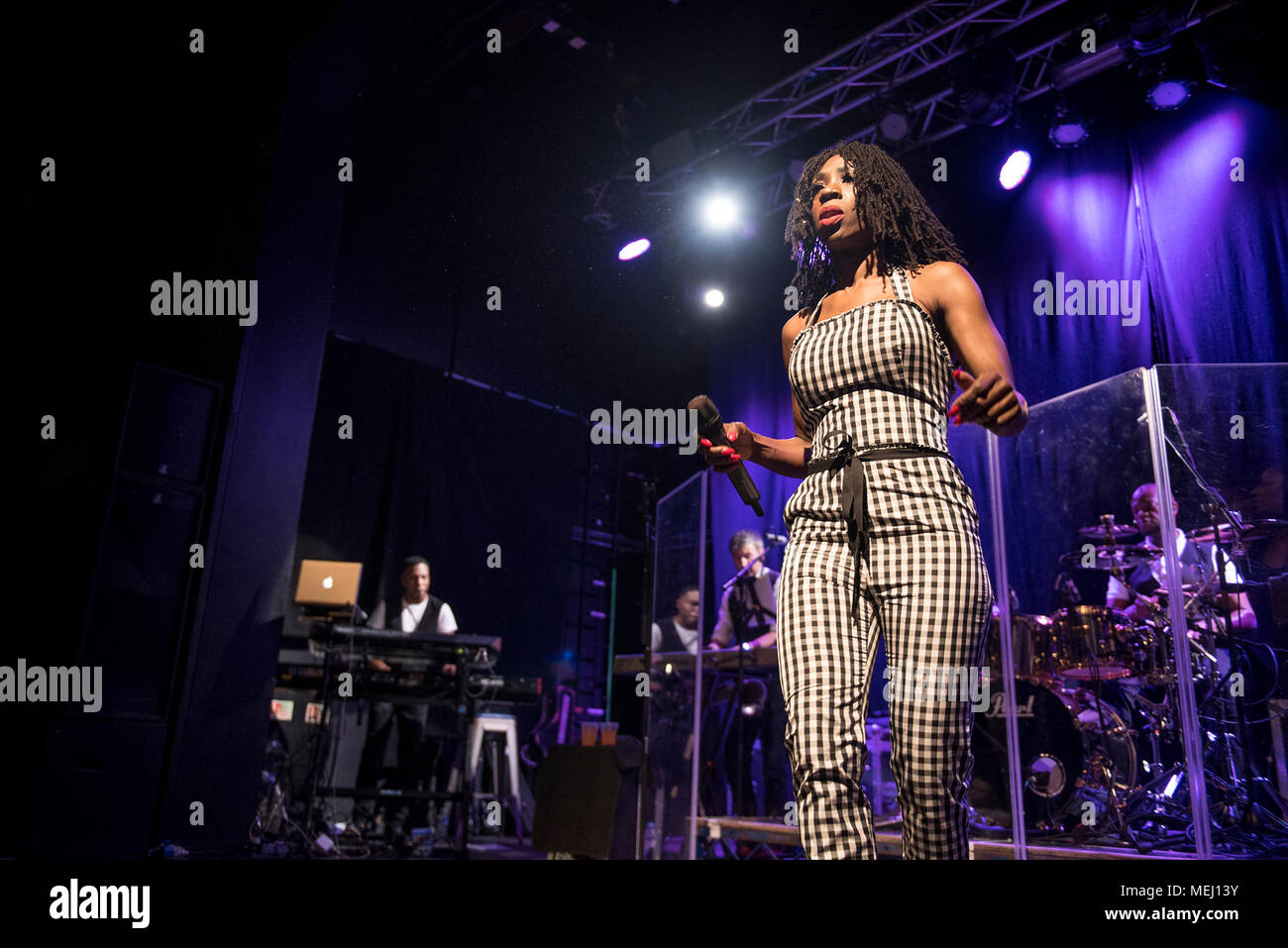Heather small hi-res stock photography and images - Alamy