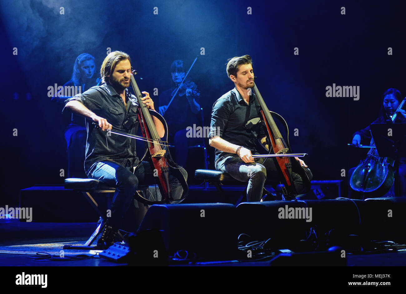 Stjepan hauser 2cellos hi-res stock photography and images - Alamy