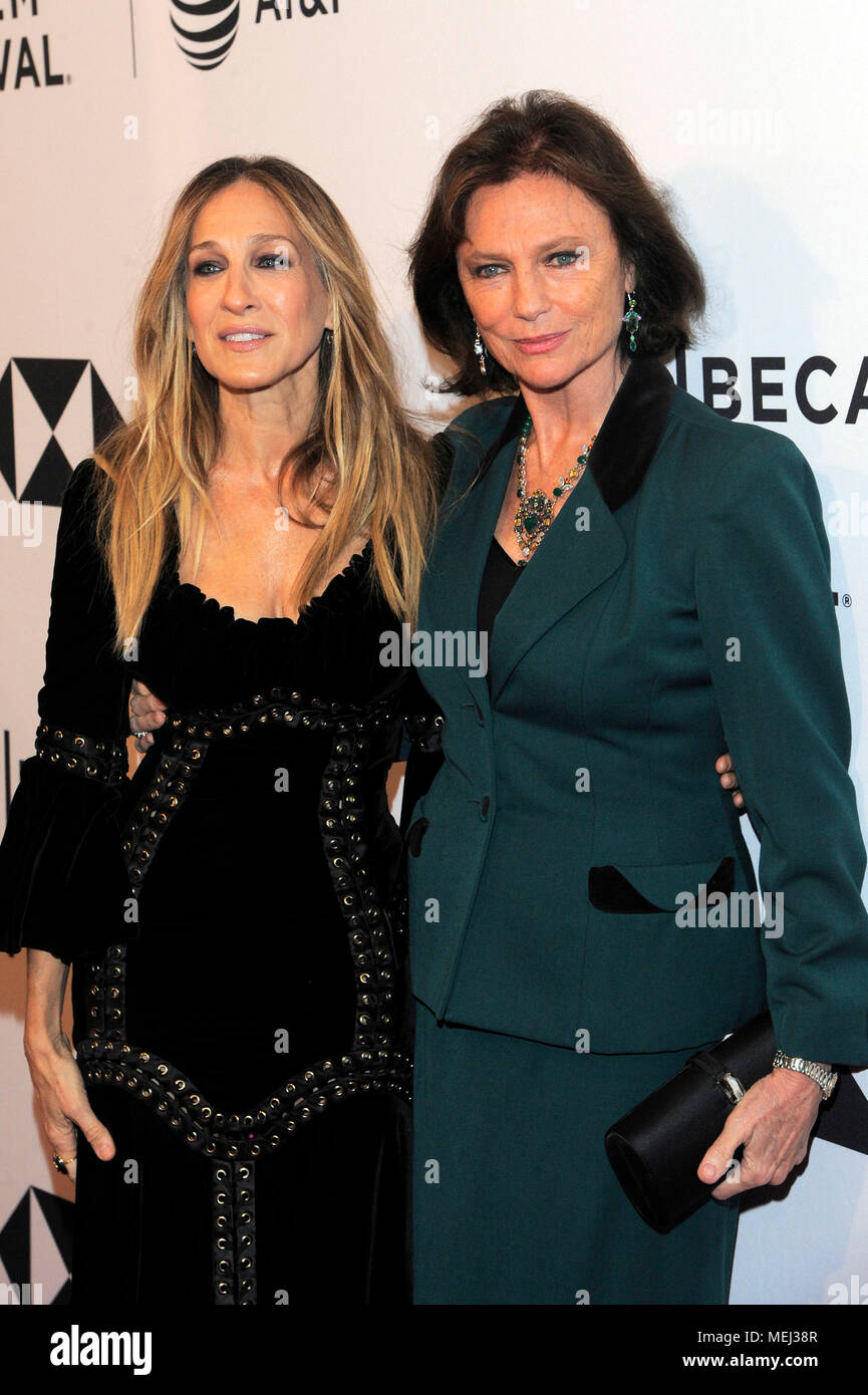 NEW YORK, NY - APRIL 19: Actors Sarah Jessica Parker and Jacqueline ...