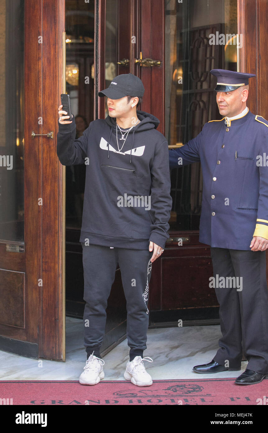 Un coreano hi-res stock photography and images - Alamy