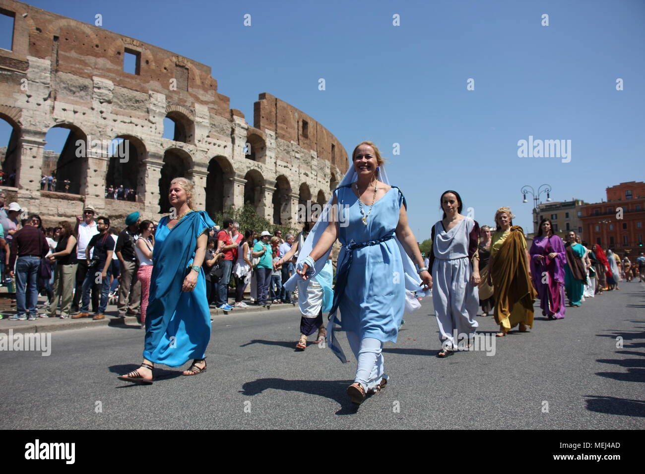 Rome, Italy. 22nd Apr, 2018. 2771 Birthday - Birth of Rome celebrations ...