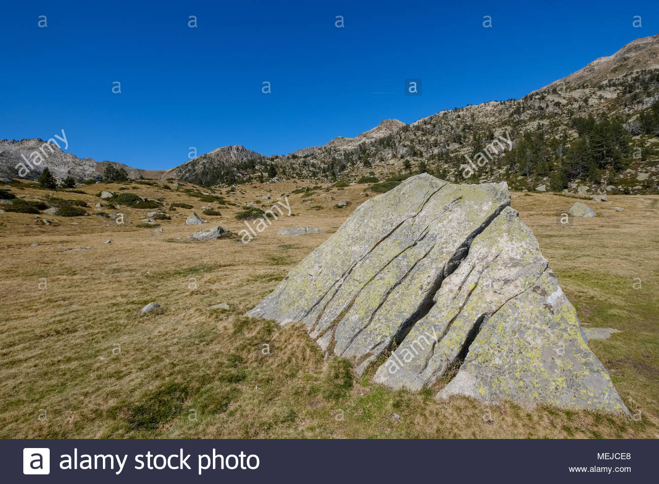 Fractured Rock High Resolution Stock Photography and Images - Alamy