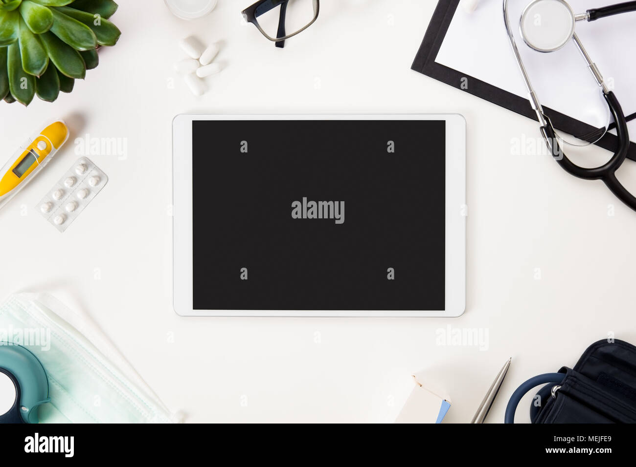 Digital instruments hi-res stock photography and images - Alamy