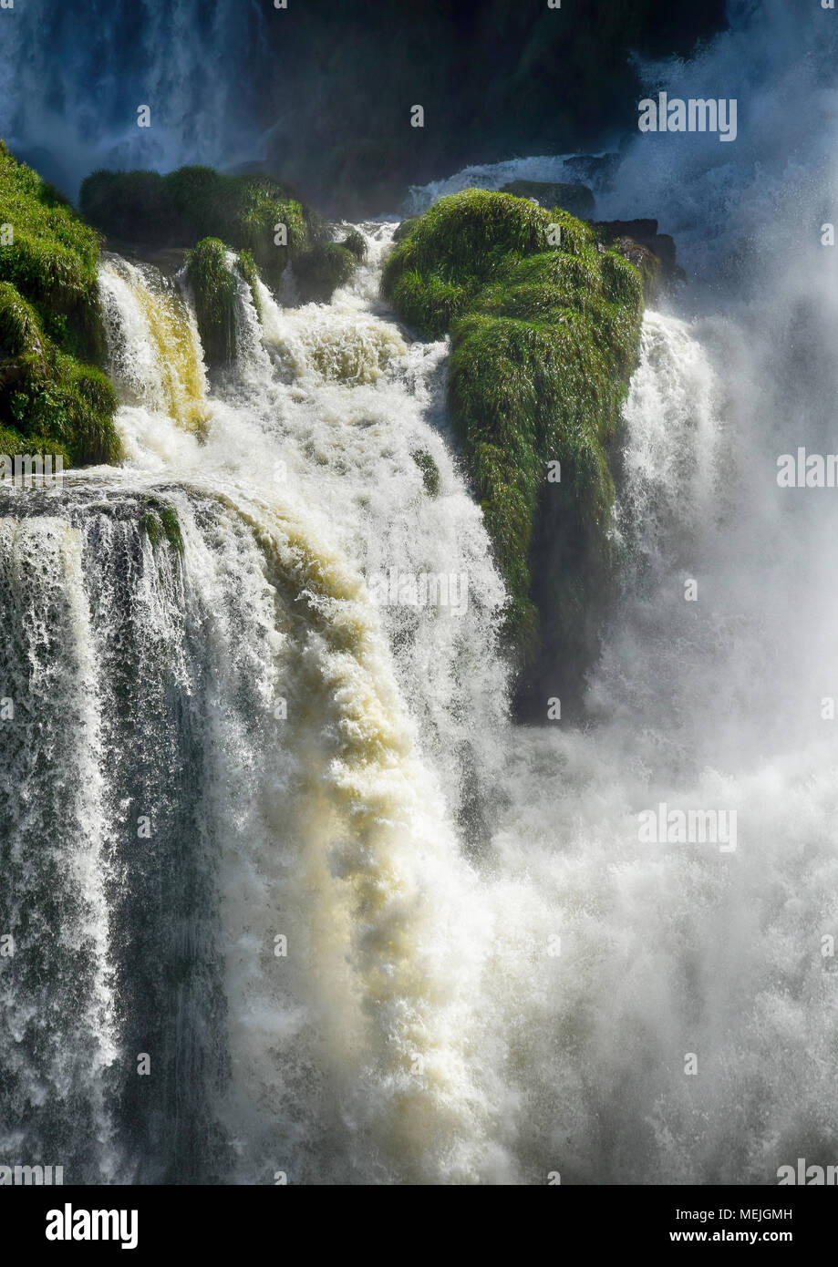 Iguazu falls spectacular waterfall waterfalls argentina brazil hi-res ...