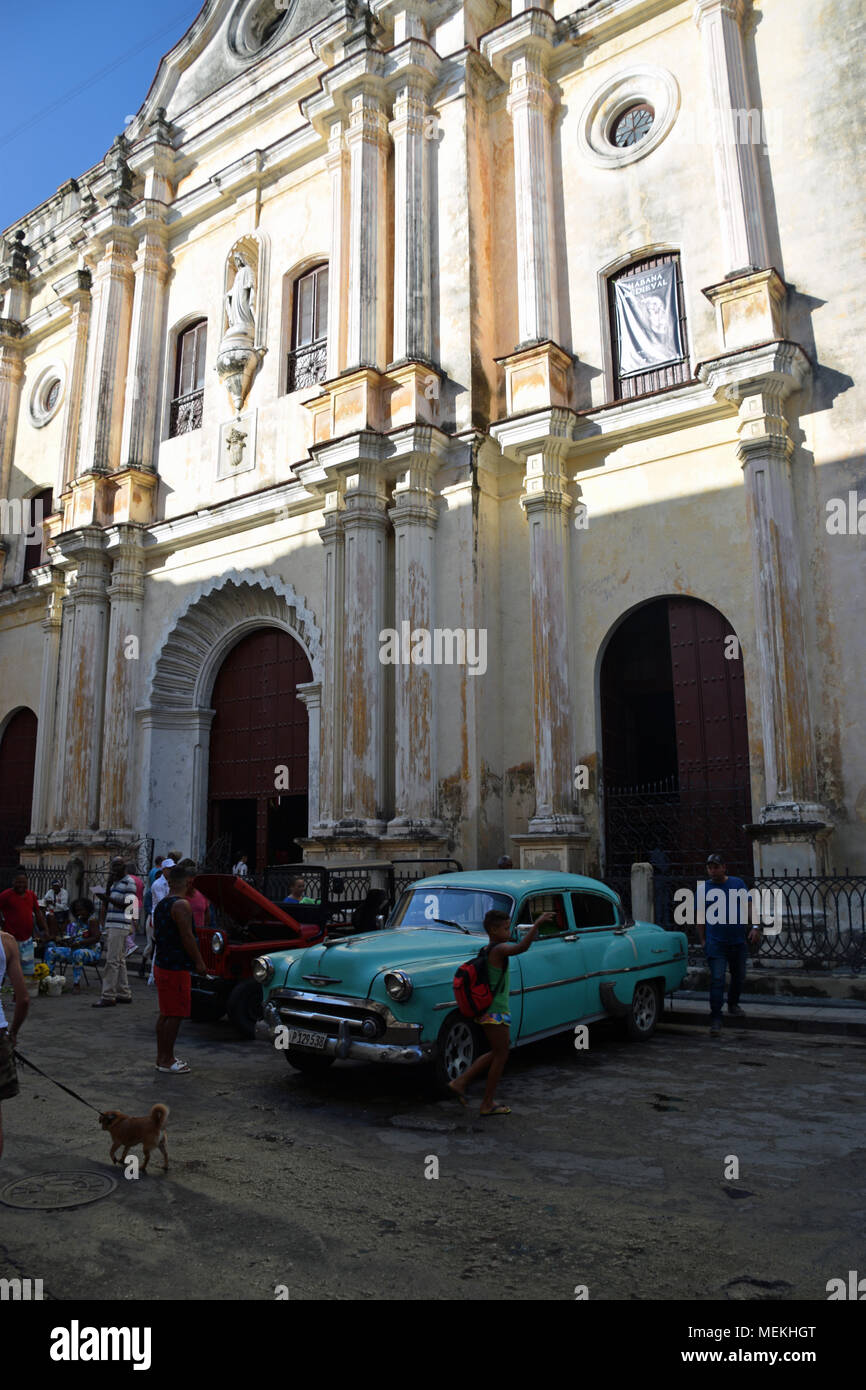 Old cars and cathedral Stock Photo - Alamy