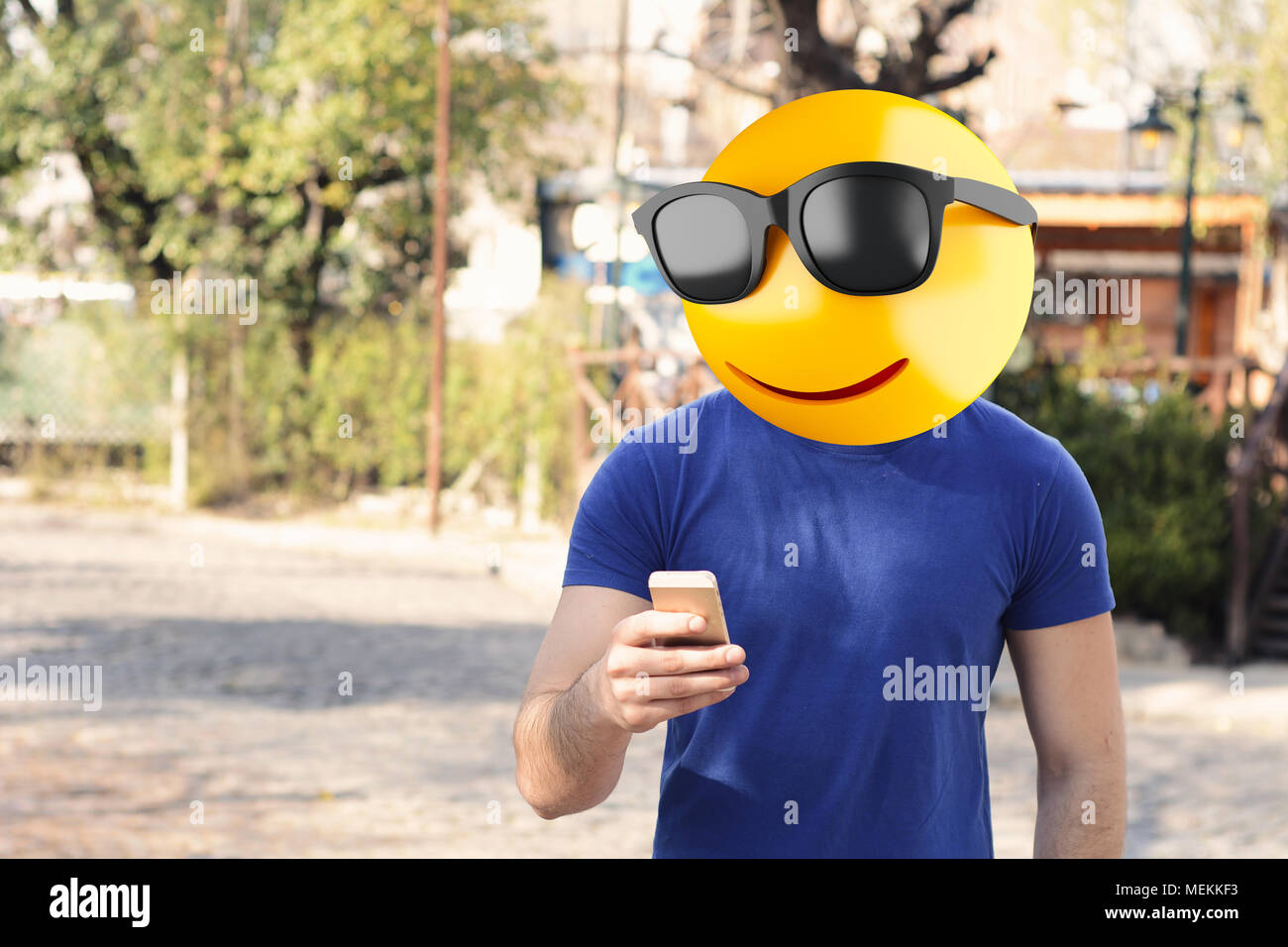 Angry man using phone emoji hi-res stock photography and images - Alamy