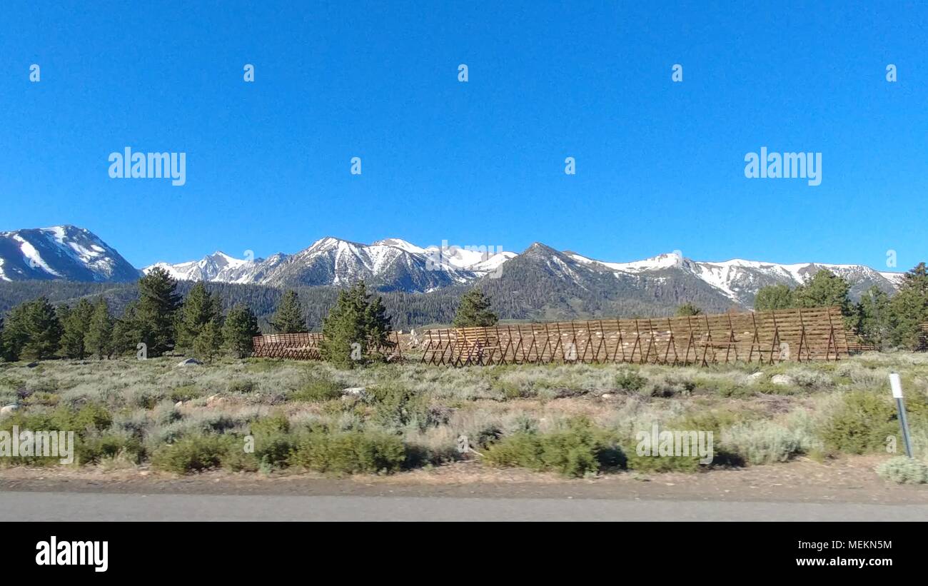 Mammoth lakes snow hi-res stock photography and images - Alamy