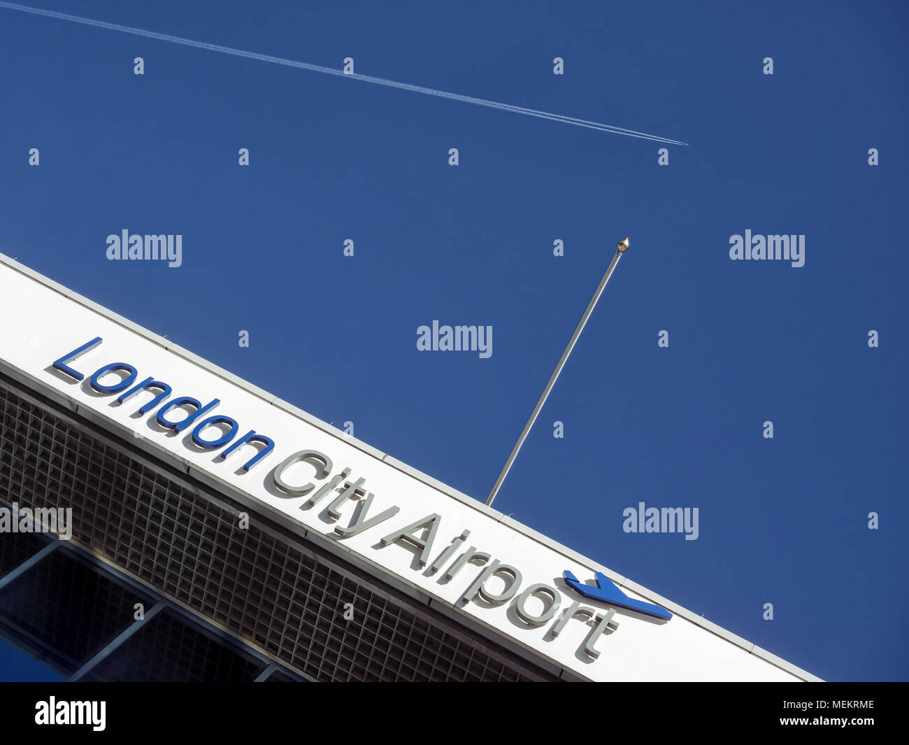 Terminal Signage High Resolution Stock Photography and Images - Alamy