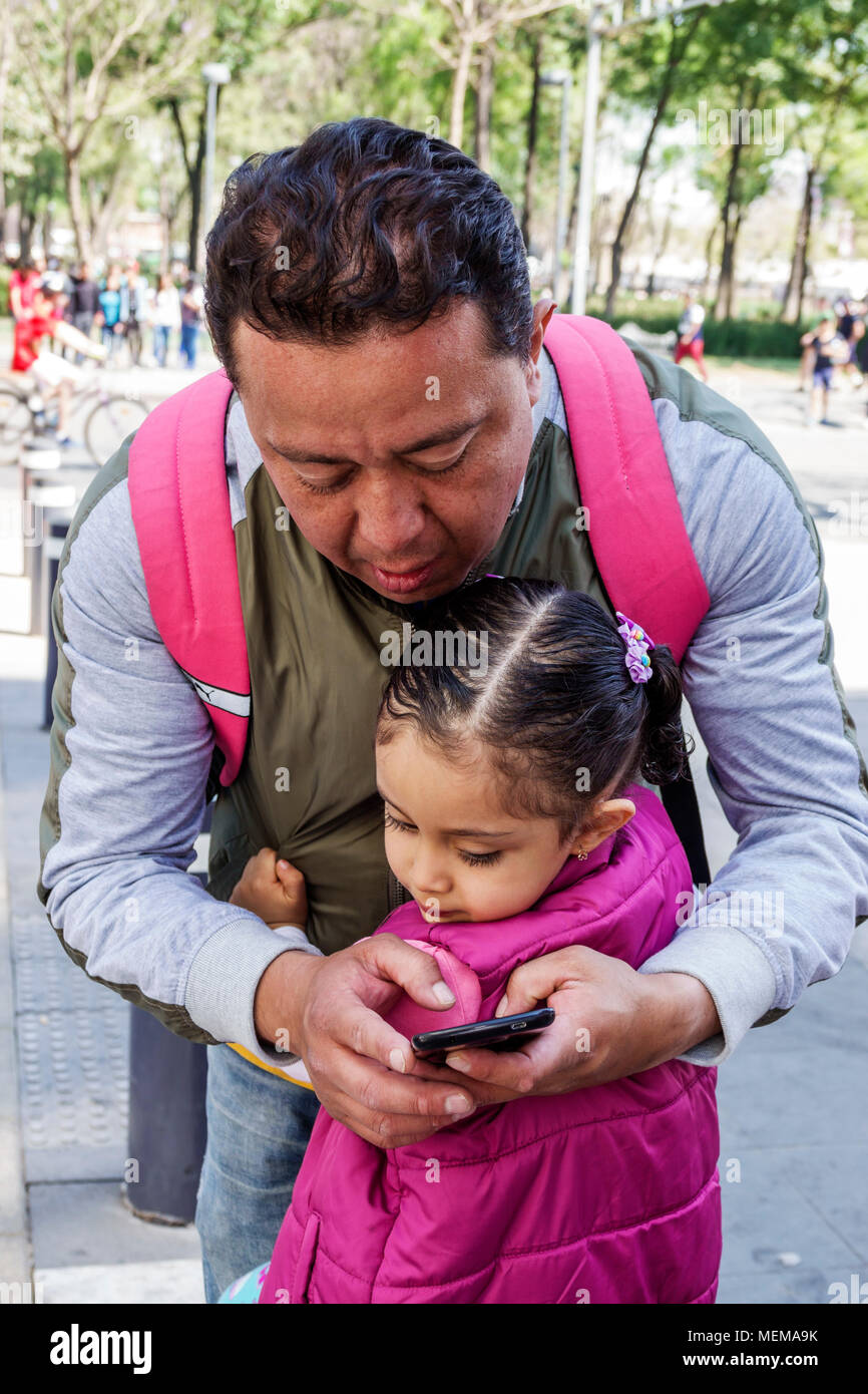 Mexican father and daughter hi-res stock photography and images - Alamy