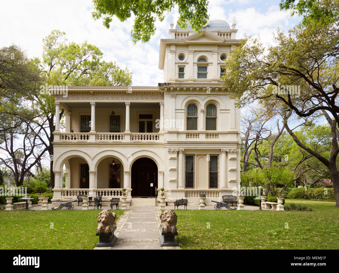 Villa finale san antonio hi-res stock photography and images - Alamy