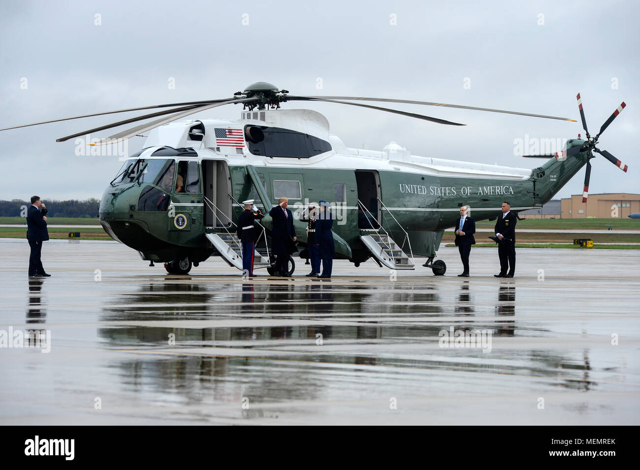 The commander of the 89th air wing hi-res stock photography and images ...