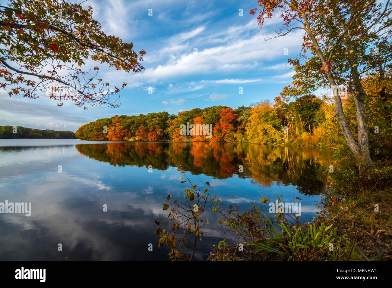 Fall foliage new england hi-res stock photography and images - Alamy