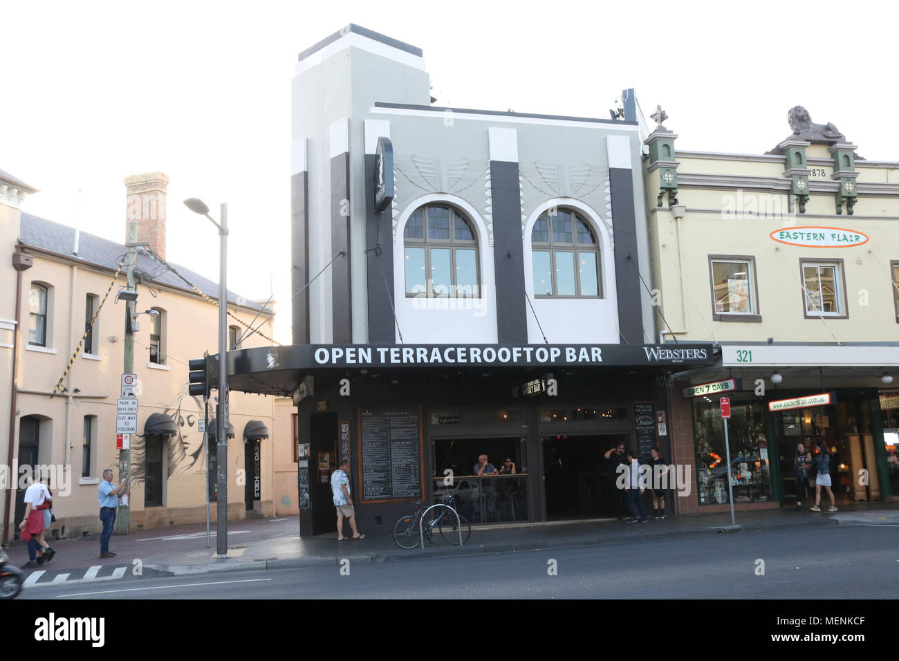 Sydney newtown bar hi-res stock photography and images - Alamy