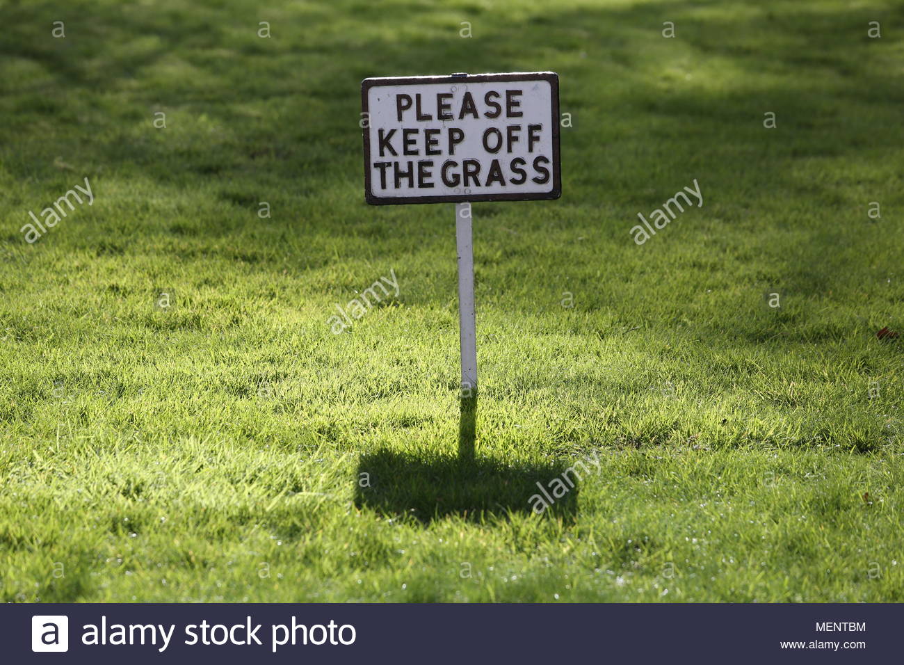 Green grass and warning sign hi-res stock photography and images - Alamy