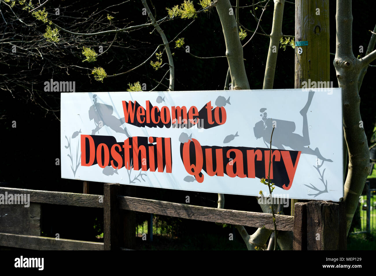 Welcome to Dosthill Quarry sign, Tamworth, Staffordshire, England, UK ...