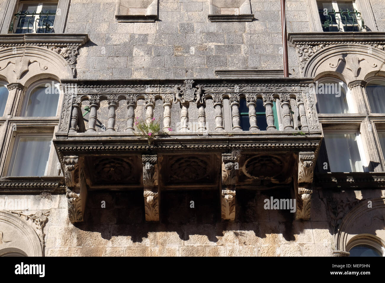 Renaissance balcony hi-res stock photography and images - Alamy