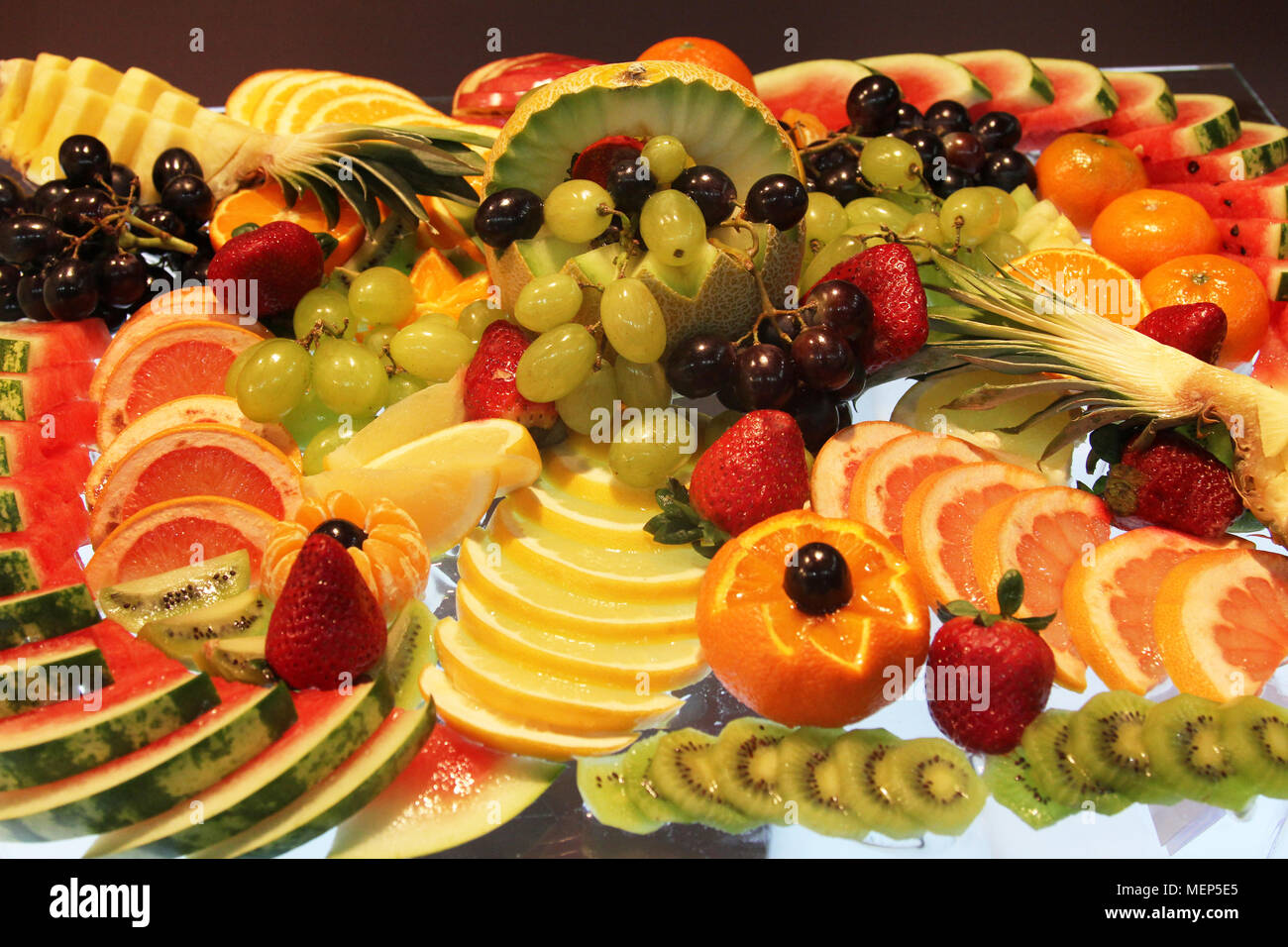 Plate with fruits and berries Stock Photo - Alamy