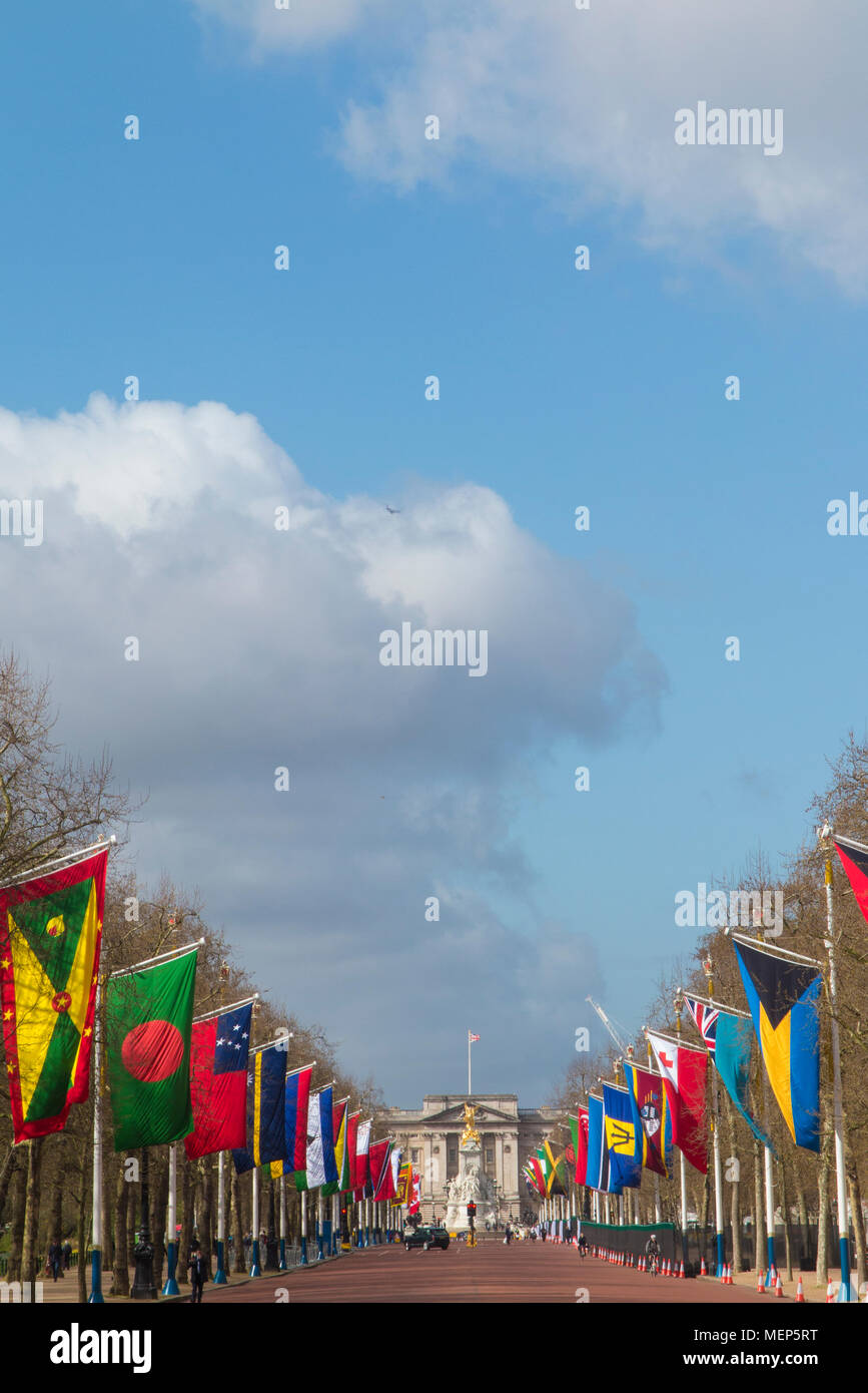 Rows of union jack flags hi-res stock photography and images - Alamy