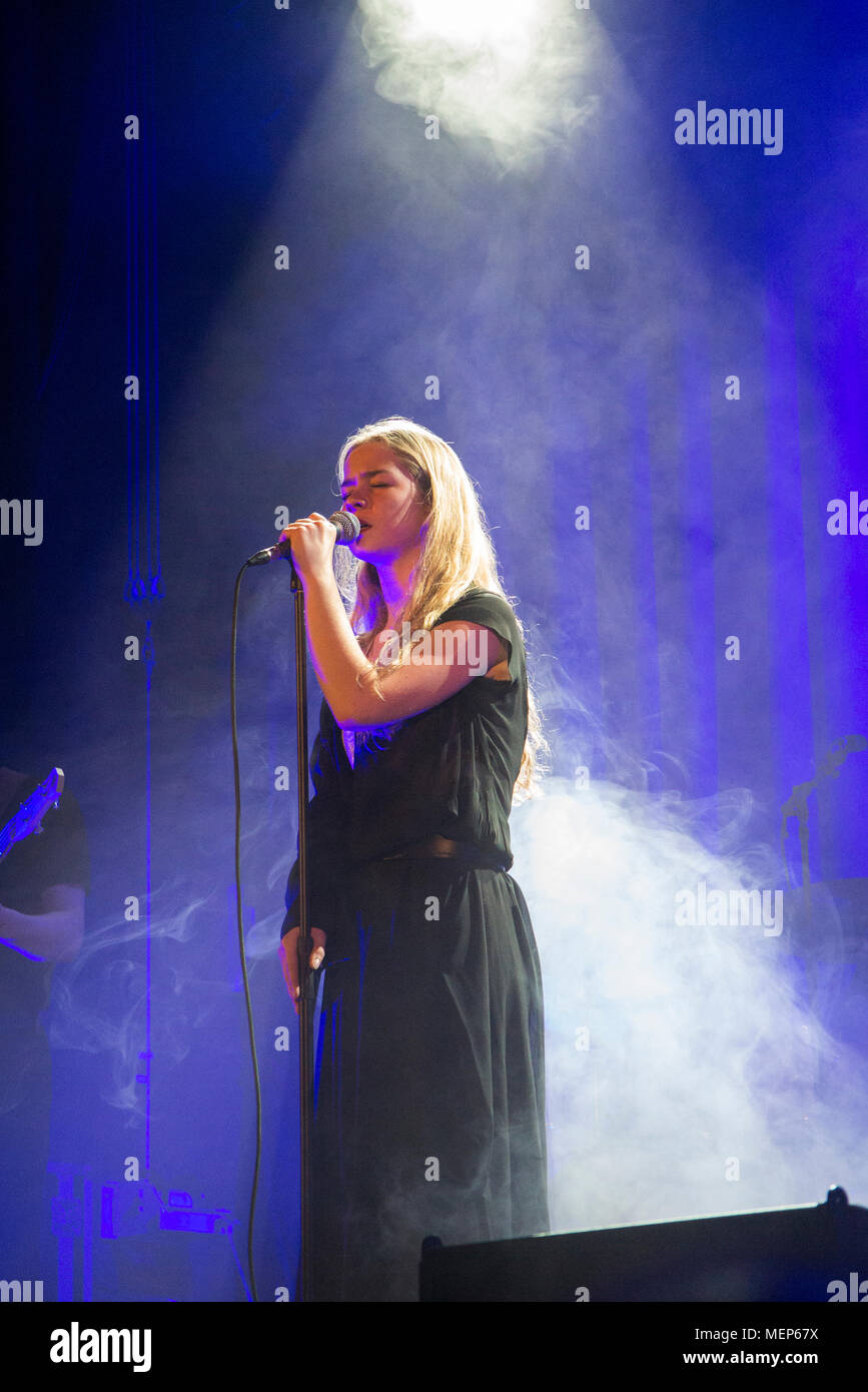 Hooverphonic introduce their new lead singer Luka Cruysberghs to a ...