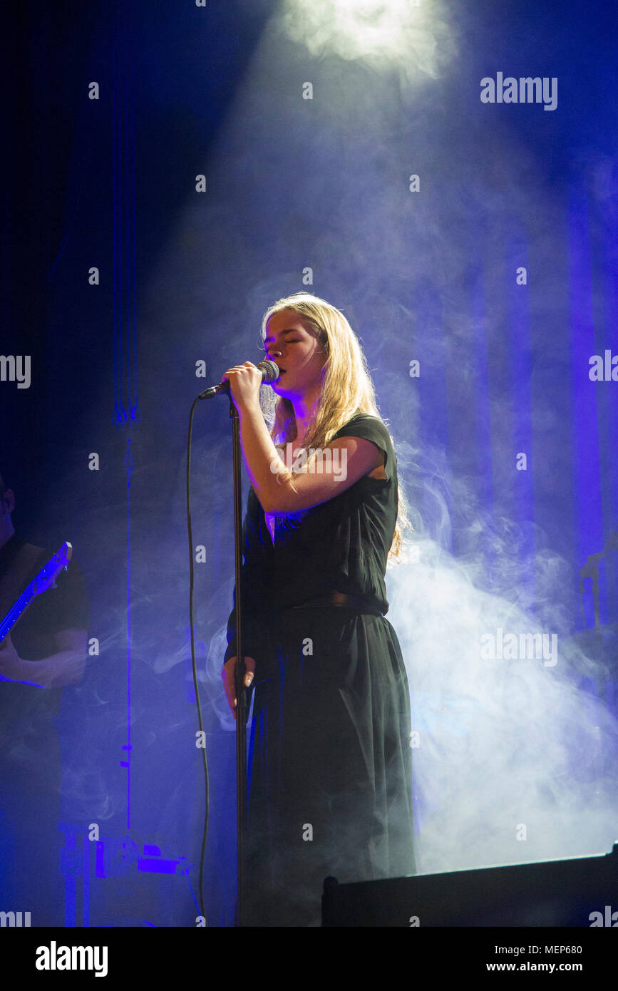 Hooverphonic introduce their new lead singer Luka Cruysberghs to a ...