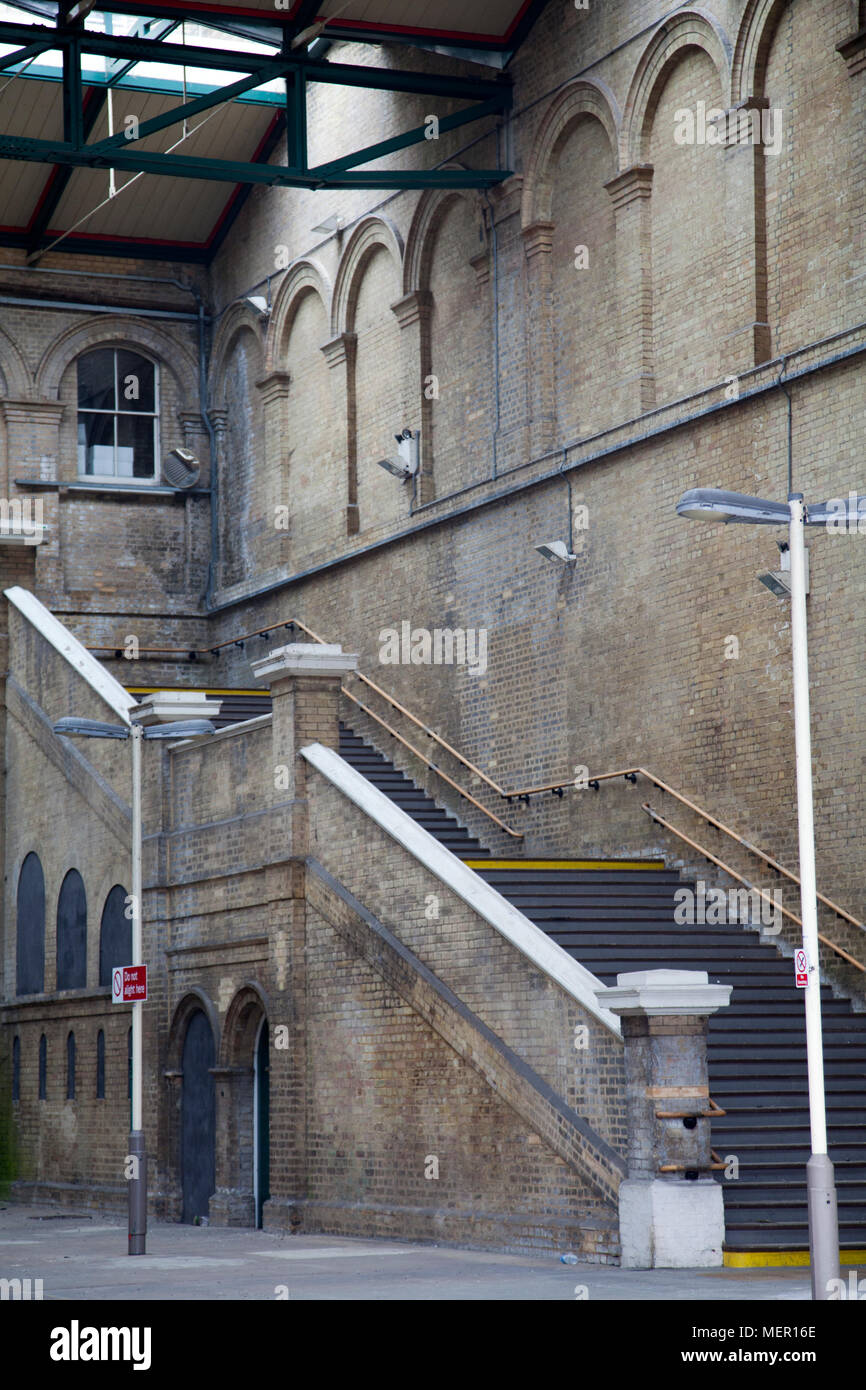 Crystal Palace Train Station - london UK Stock Photo - Alamy