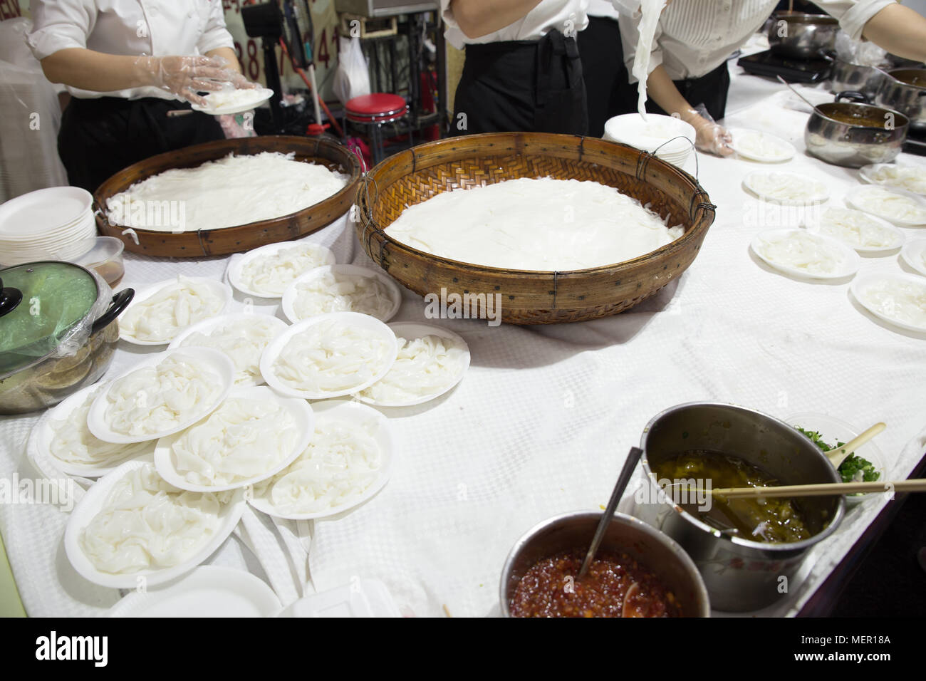 Chinese rice production hi-res stock photography and images - Alamy